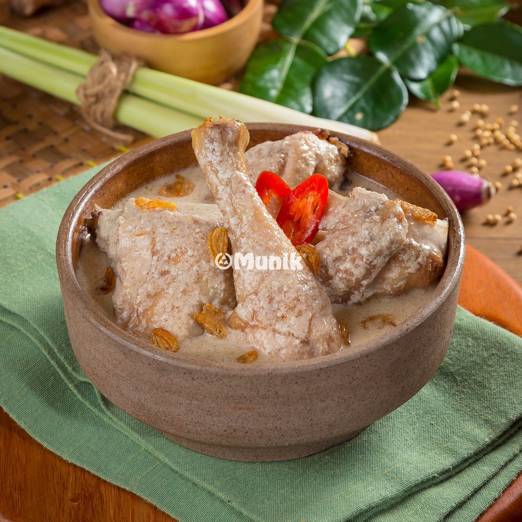 Jual Munik Resto's Opor Ayam Kampung Ready to Eat | Shopee Indonesia
