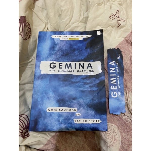 Jual Gemina - The Illuminae Files_02 (Amie Kaufman & Jay Kristoff) | Shopee Indonesia