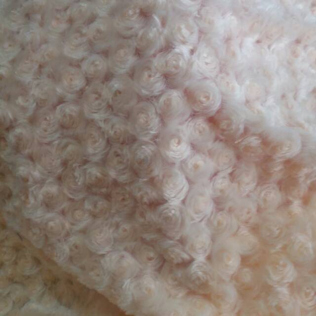 Jual Kain Rasfur bulu mawar (snail) meteran/alas foto bulu. 100×160 cm ...