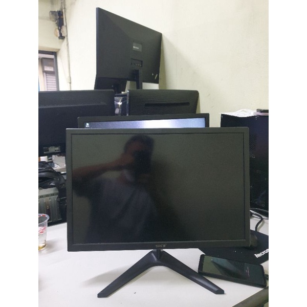 Jual Led monitor 19 inc widescreen+Hdmi mantap banget | Shopee Indonesia