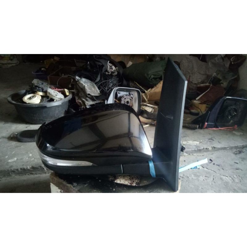 Jual spion mobil kijang Innova reborn tipe v atau Venturer tahun 2018 ...