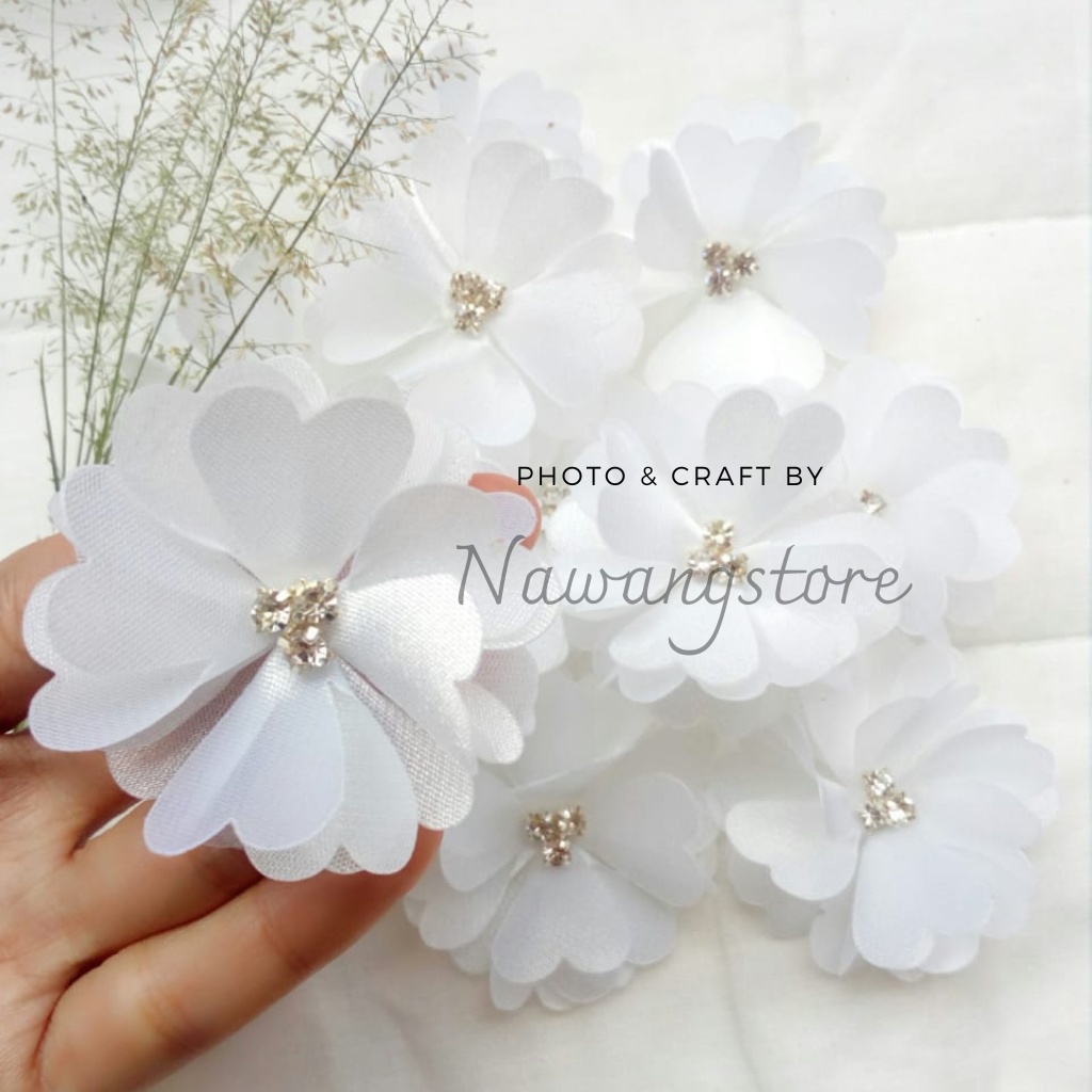 Jual Aplikasi Bunga Semanggi /3MT.5K /payet /gaun pengantin /kebaya ...