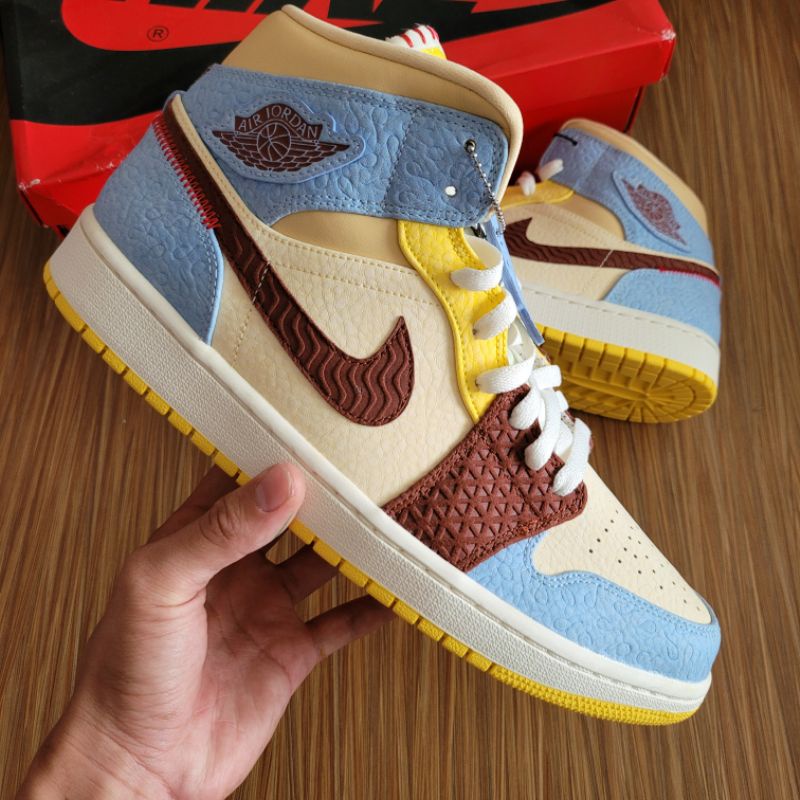 Jual Air Jordan 1 Mid SE Fearless Maison Chateau Rouge || facetasm ...