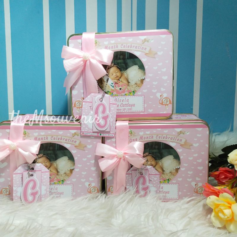 Jual hampers box kaleng + Snack | Shopee Indonesia