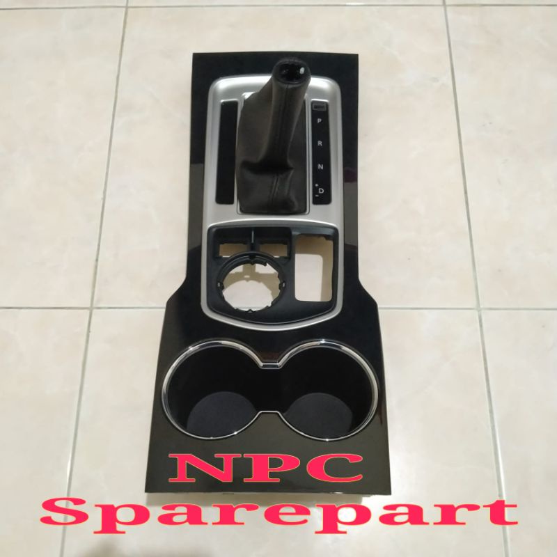 Jual Panel Consule Console Box Matic AT 4x4 Mitsubishi All New Pajero ...