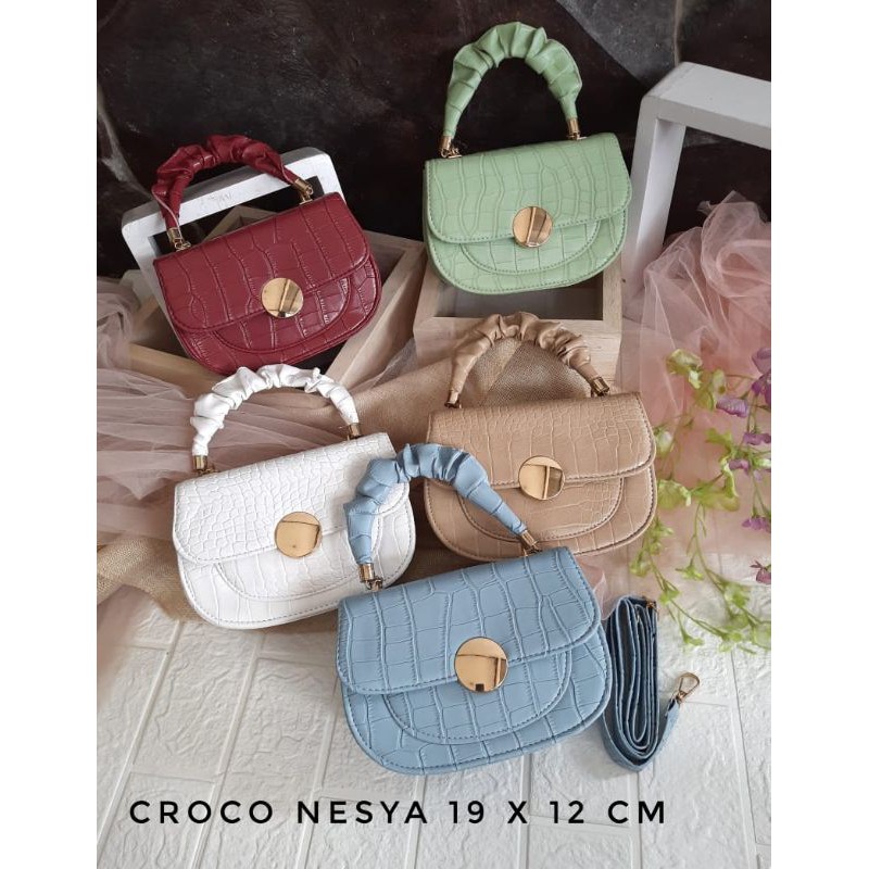 Jual AK _ Croco Nesya/Tas Selempang/Tas lokal/Tas Selempang Wanita ...