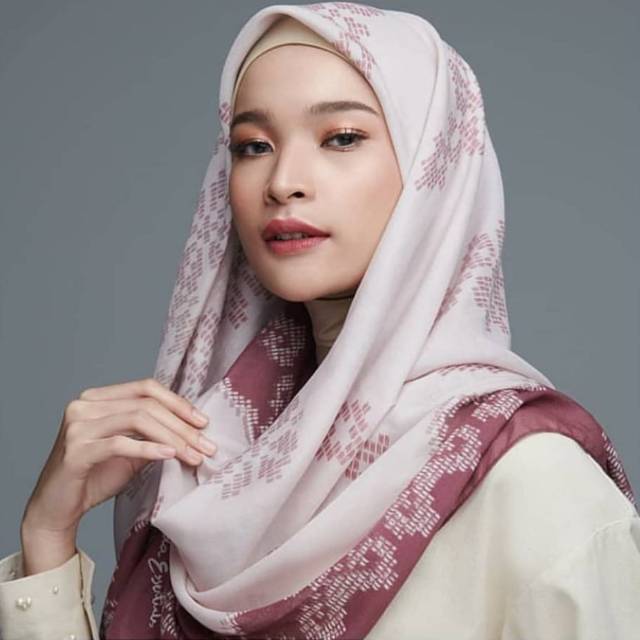 Jual Ria Miranda Aro scarf | Shopee Indonesia