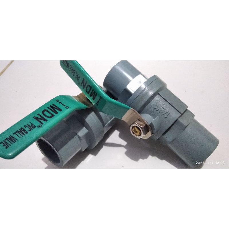 Jual Stop Kran Ball Valve PVC 1/2 Inch Gagang Besi | Shopee Indonesia
