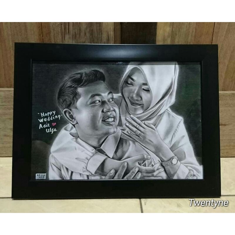 Jual PROMO LUKISAN SEKETSA 2 WAJAH HITAM PUTIH UKURAN A4 +FRAME MURAH ...