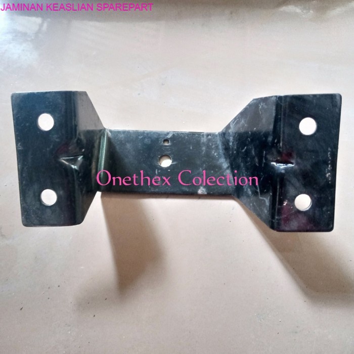 Jual Braket Engine Mounting Belakang Kiri Colt Diesel Canter Original ...