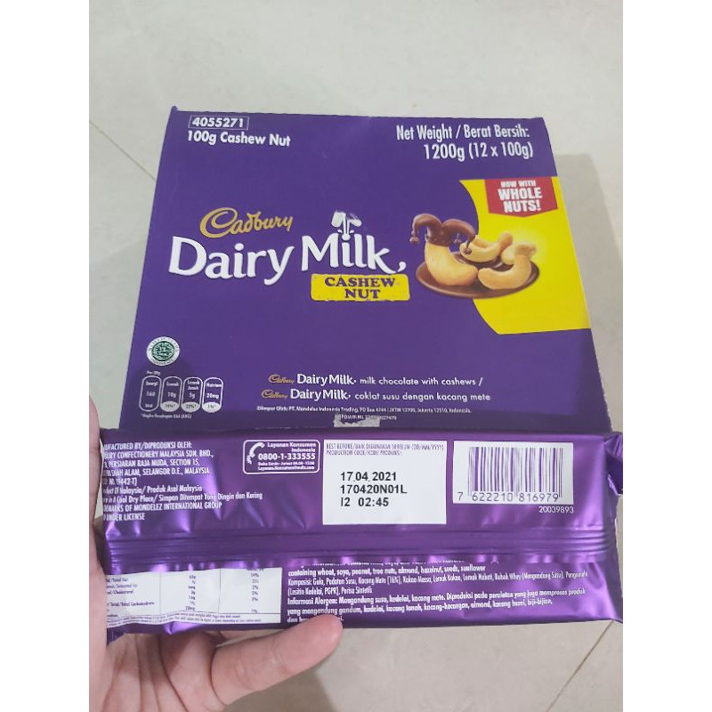 Jual 1 box coklat cadbury dairy milk chasew nut 100 gr | Shopee Indonesia