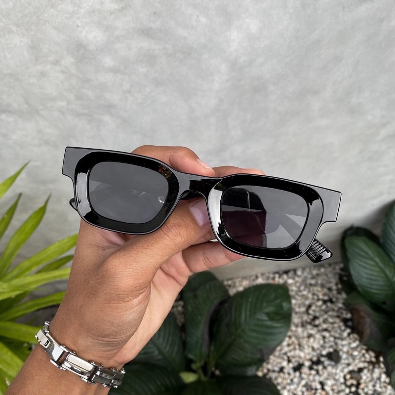 Jual KACAMATA GAYA VINCENT SKINY BOLD | Shopee Indonesia Jual KACAMATA GAYA VINCENT SKINY BOLD | Shopee Indonesia