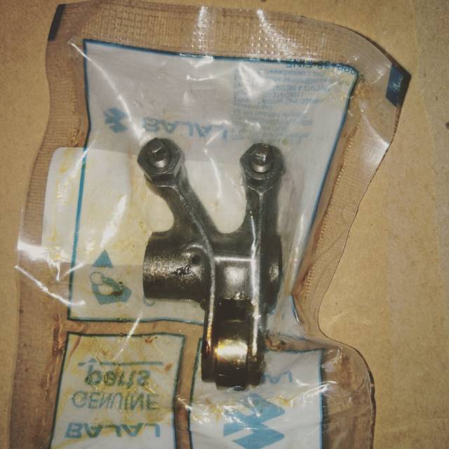 Jual Rocker arm assembly BAJAJ PULSAR 135 JD511207 PELATUK OEM ...