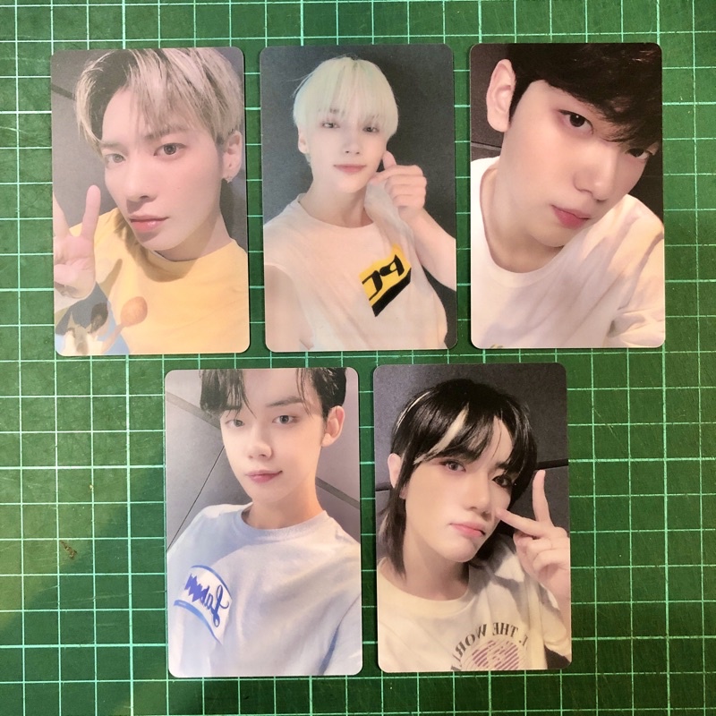 Jual TXT - HYBE Insight Museum LD Lucky Draw Photocard PC Offline ...