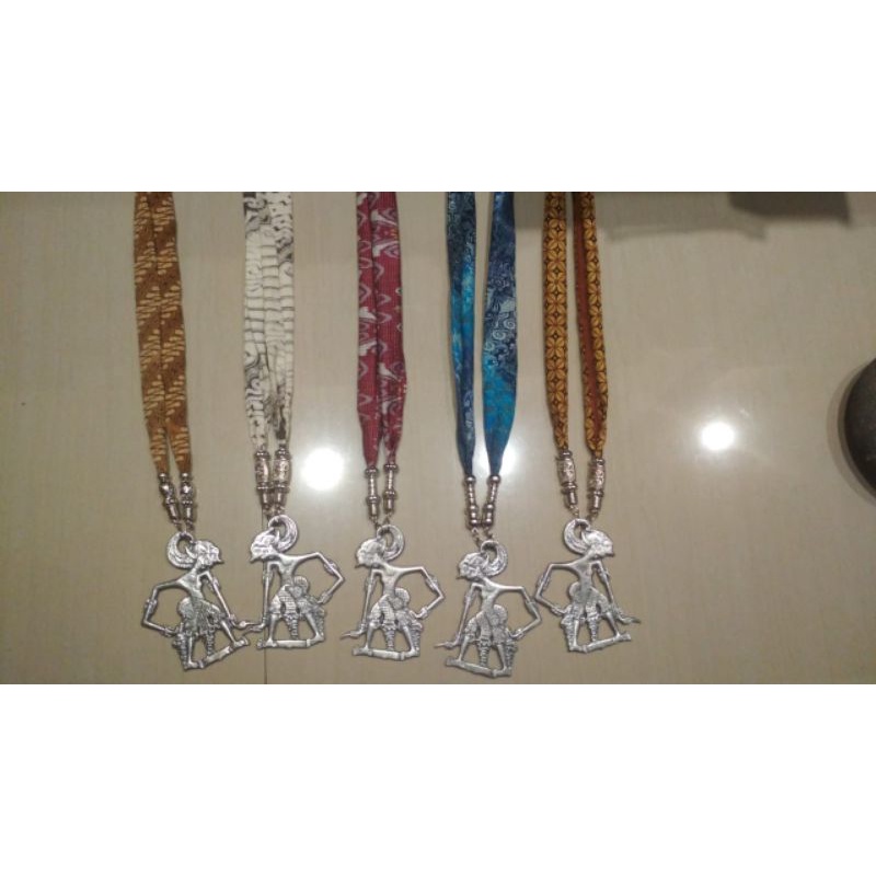 Jual Kalung batik logam Bima | Shopee Indonesia