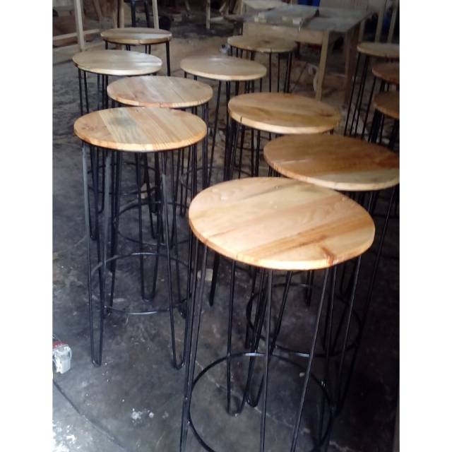 Jual Kursi bar bulat kaki besi dudukan jati belanda | Shopee Indonesia