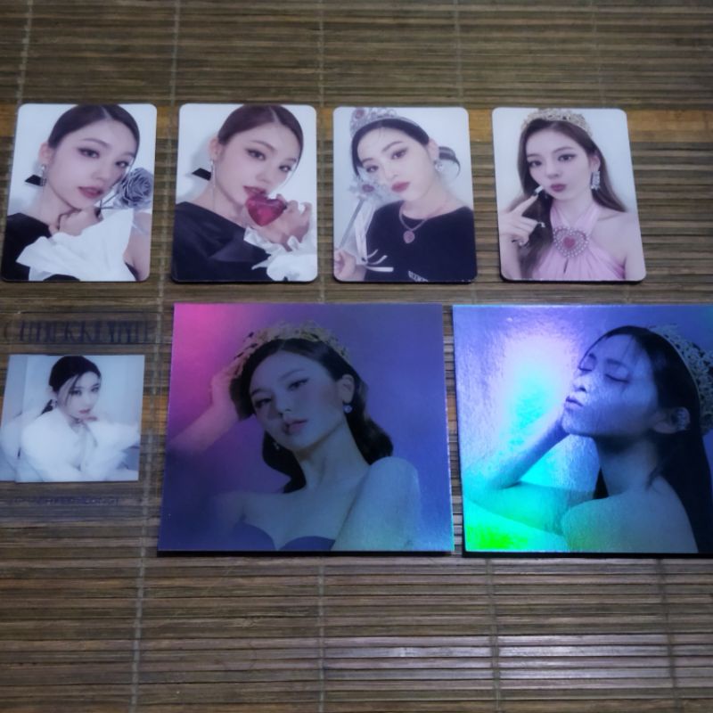 Jual Official Itzy Photocard from Album Checkmate Yeji Ryujin Lia ...
