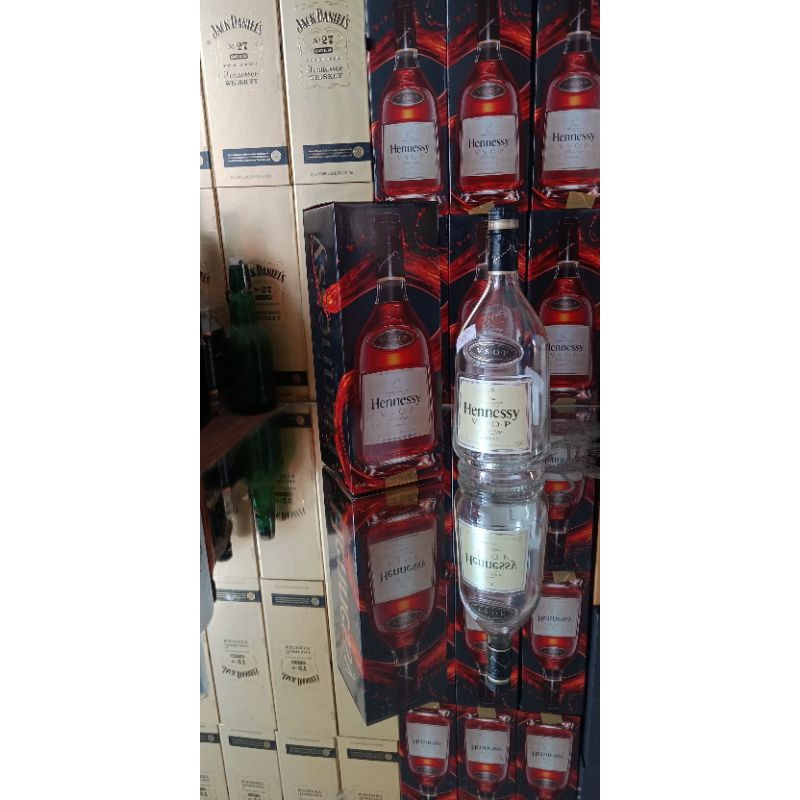 Jual Botol bekas miras botol bekas minuman keras botol koleksi botol pajangan botol bekas whisky ...