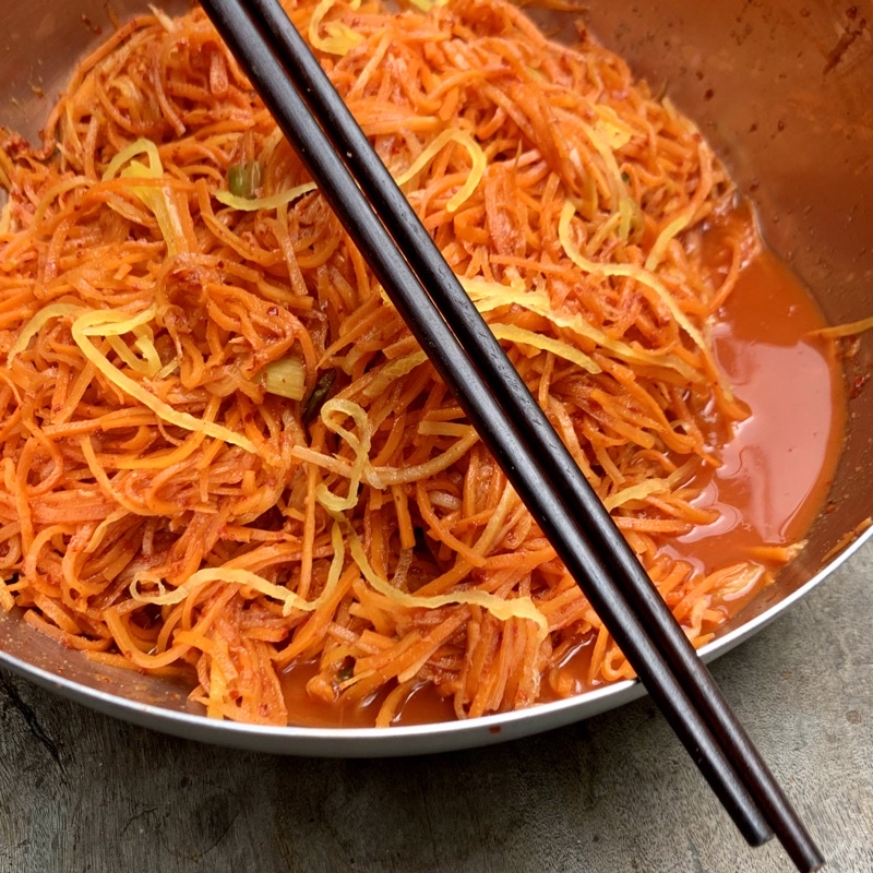 Jual TRADISIONAL KIMCHI KOREAN FOOD | KOTO KIMCHI SAWI LOBAK DAUN ...