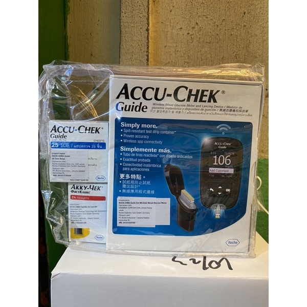 Jual Accu Chek Guide Glucose Meter + 50 Strip + 24 Lancet Accu Check ...