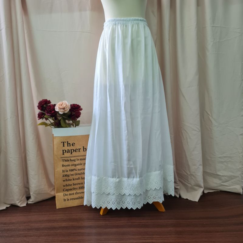 Jual kumari Inner Skirt White || Dalaman Rok Renda Putih Vintage ...