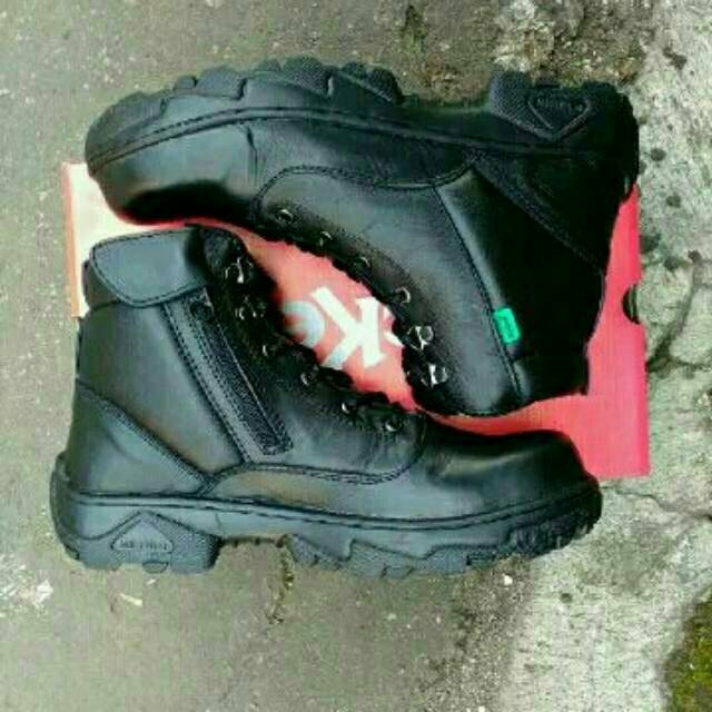 Jual SEPATU BEST SELLER SEPATU Kickers Safety Boots Black Resleting ...