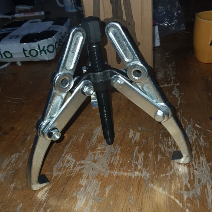 Jual (MEI) tracker kaki tiga / three jaw puller ukuran 6inch | Shopee ...