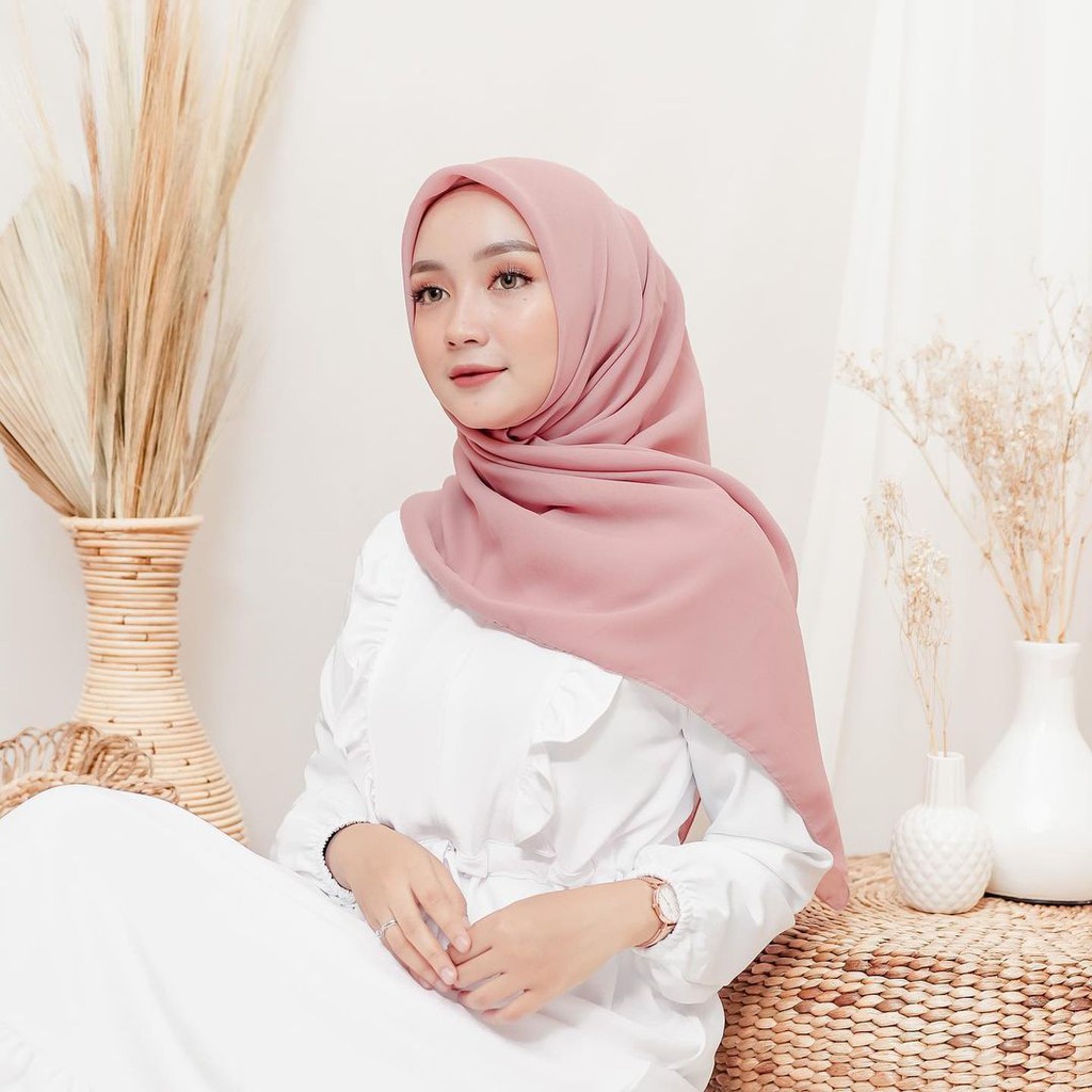 Jual Kerudung BELLA SQUARE PART 2 HIJAB POLYCOTTON JILBAB Segi empat hijab | Shopee Indonesia