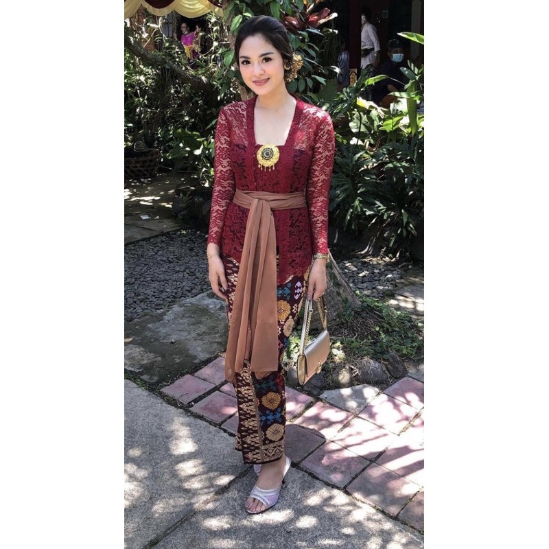 Jual Set kebaya PANJANG kutubaru+kamen jadi+obi | Shopee Indonesia
