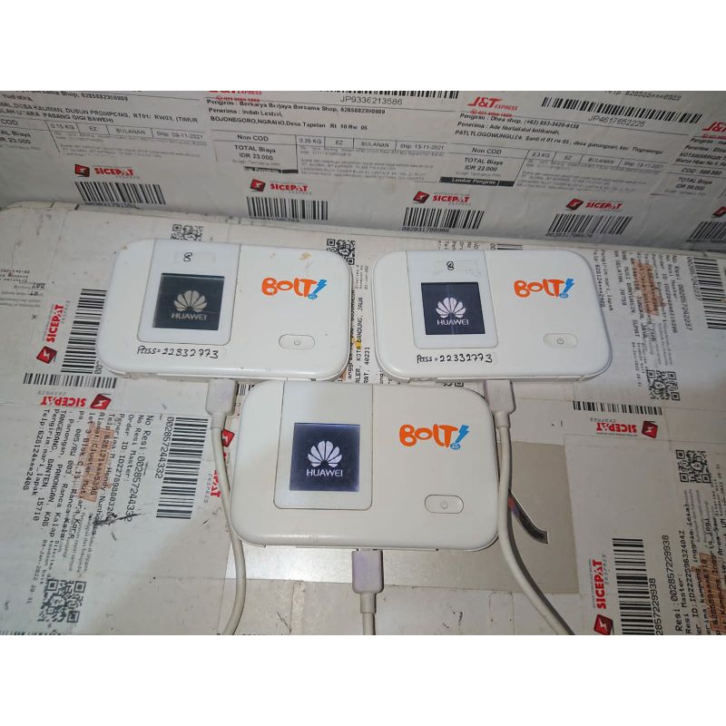 Jual Modem Wifi Bolt Slim1 E5372s Mifi Smua Kartu 4G LTE B8'900Mhz ...