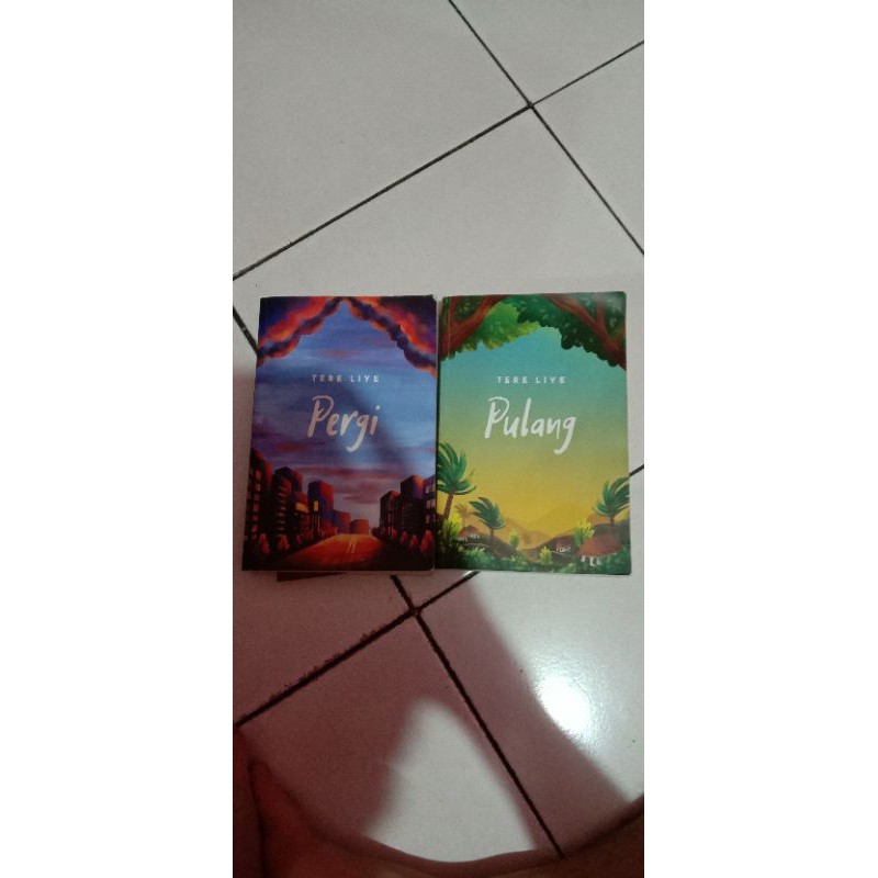 Jual Buku Pulang + Pergi (preloved) | Shopee Indonesia