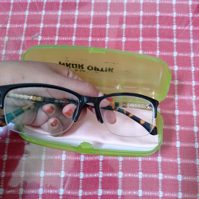 Jual KACAMATA MINUS ORI (AKUR OPTIK) | Shopee Indonesia