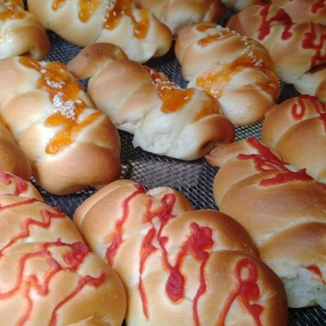 Jual Roti sosis mini Mekar Bakery Kue Khas Solo Empuk Dan Lembut ...