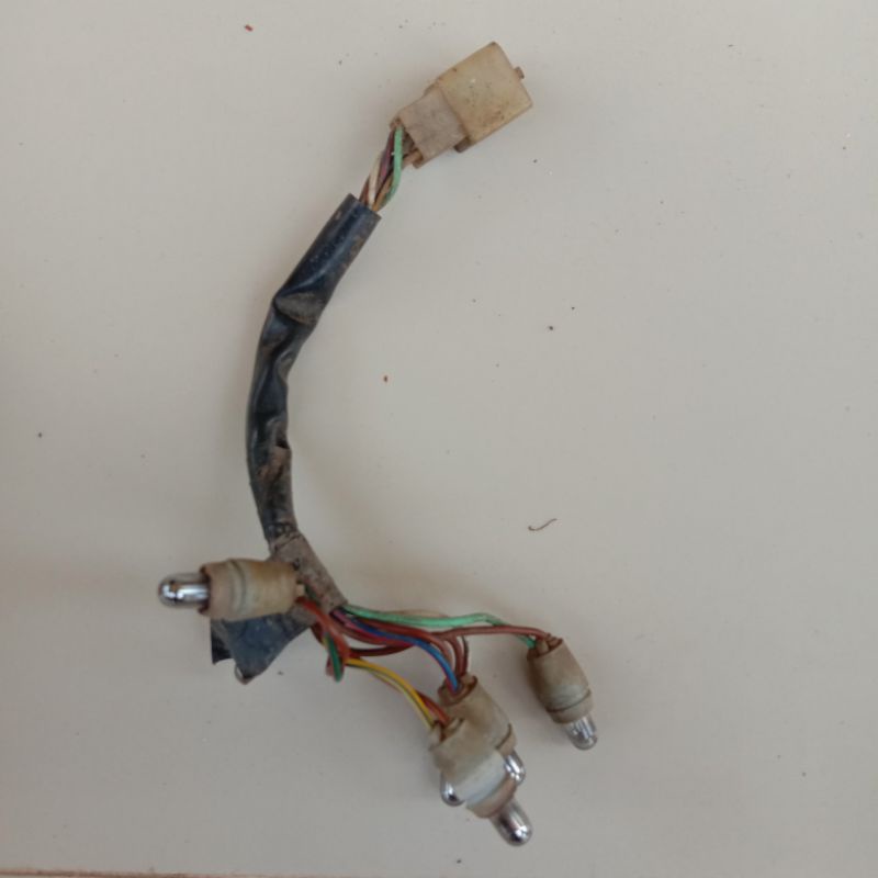 Jual Fitting Lampu Kabel Speedometer Kawasaki Kaze R. Original. Seken Bekas copotan motor ...