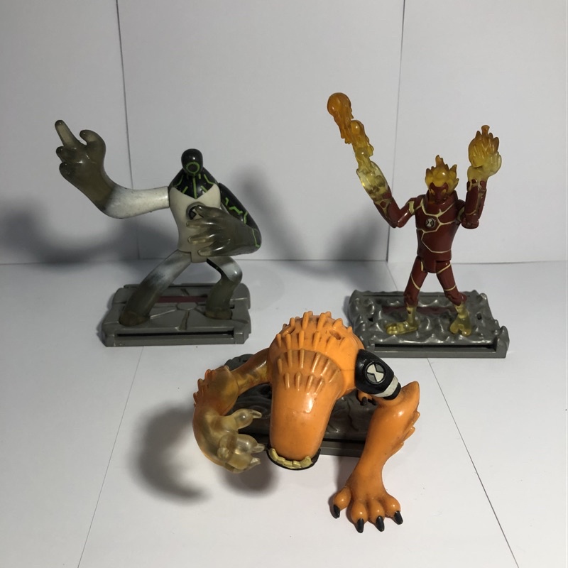 Jual Ben 10 toys mainan figure Wildmutt, Heatblast, Upgrade (Paket ...