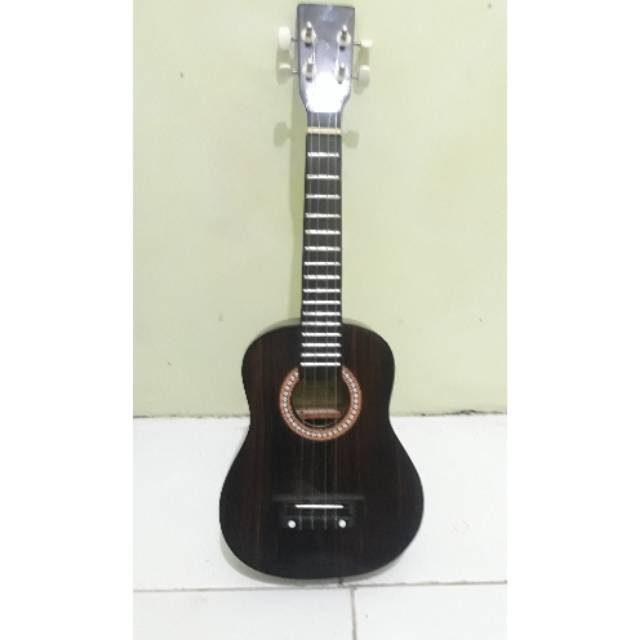 Jual Gitar kecil (ukulele) | Shopee Indonesia