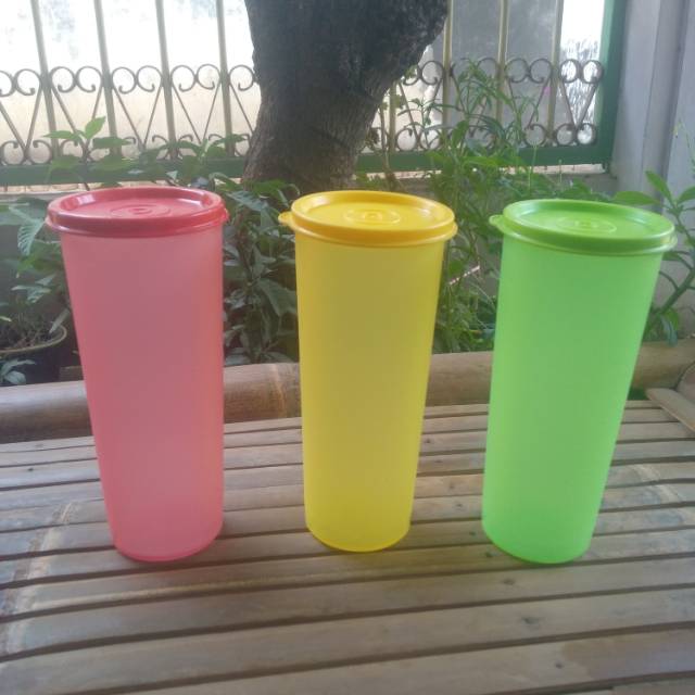 Jual Giant Tumbler Tupperware / tempat minum | Shopee Indonesia