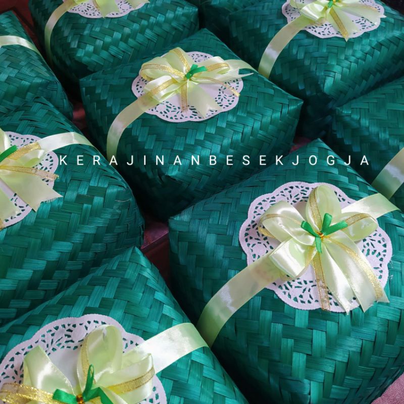 Jual SEPASANG BESEK 22X22 WARNA PITA | esek pita besek hias anyaman ...