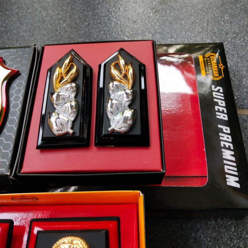 Jual MONOGRAM POLRI FULL ATRIBUT POLISI SUPER PREMIUM HIGH QUALITY ...