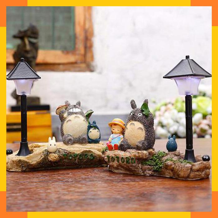 Jual Lampu Hias Kamar Tidur Resin Cartoon Totoro Spirited Away Figure ...