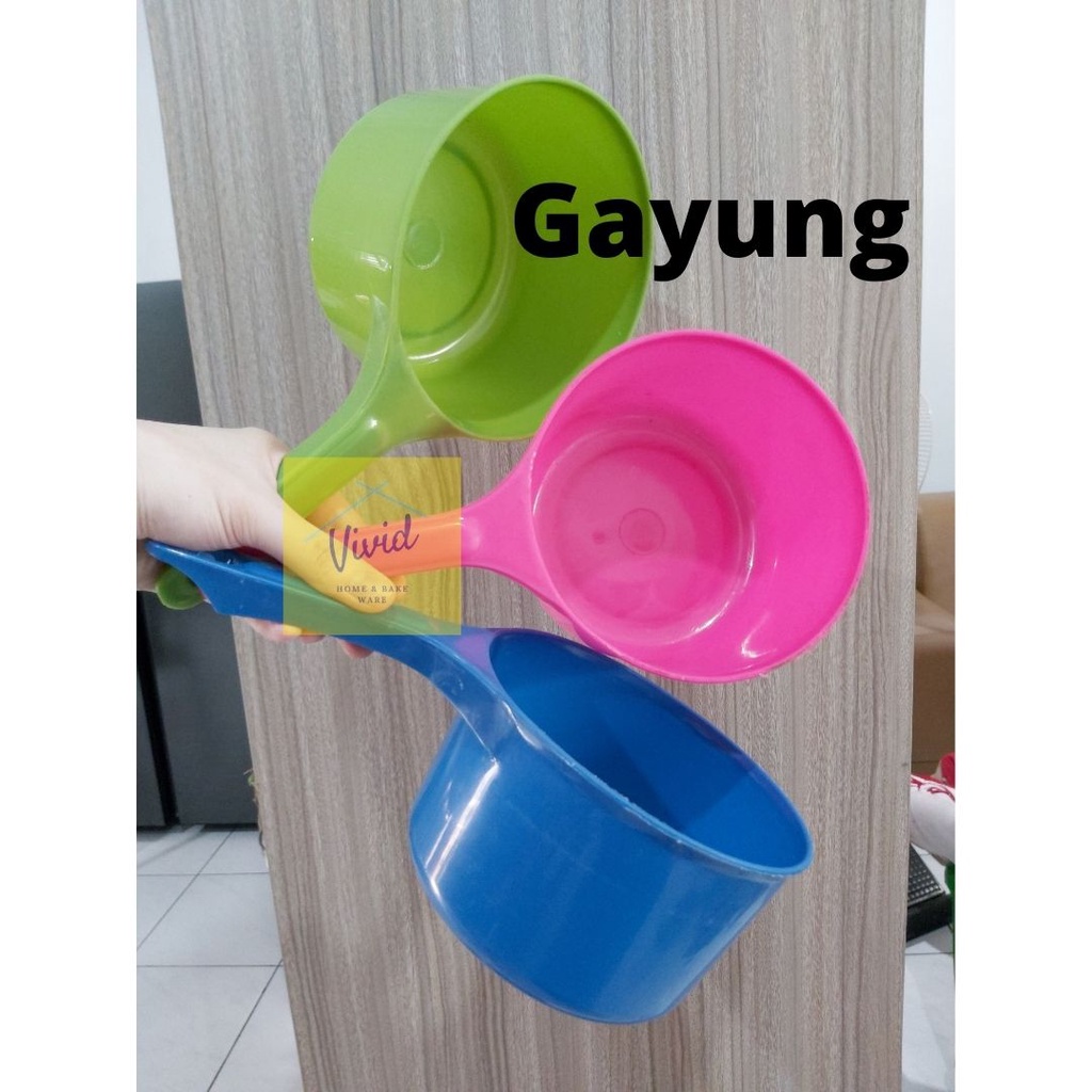 Jual Gayung Mandi Plastik Warna Warni - Gayung Plastik KSB (1 pcs ...