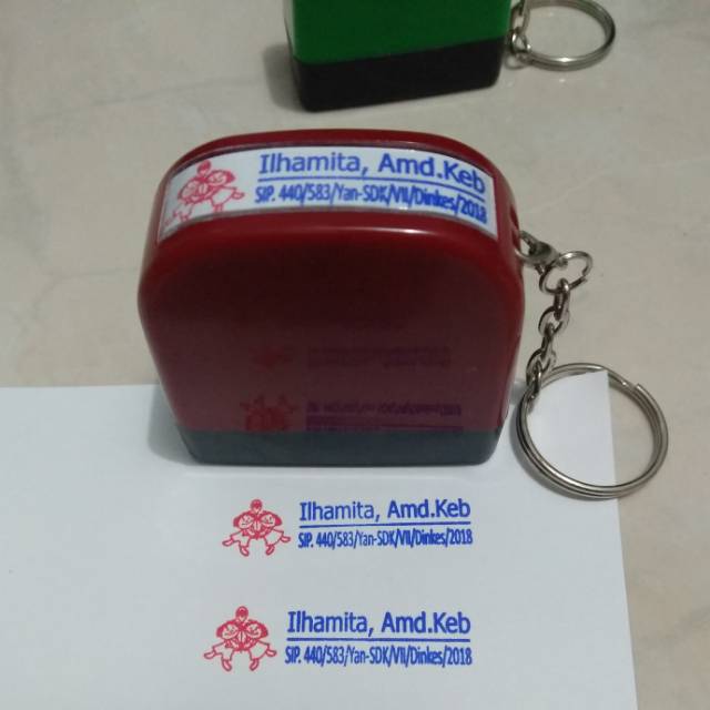 Jual STEMPEL NAMA NIP-DOKTER-PERAWAT-BIDAN-APOTEKER GANTUNGAN KUNCI 2 Warna | Shopee Indonesia
