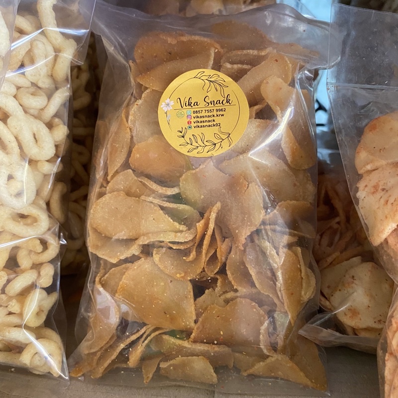 Jual Serba Kacang Kacang 10rb / Snack Kiloan / Kacang Koro / Kacang ...