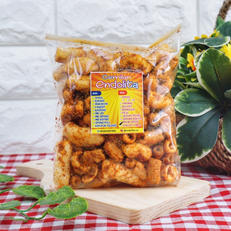 Jual Makaroni Gendut / Cemilan Renyah / Snack murah kemasan 90gr ...