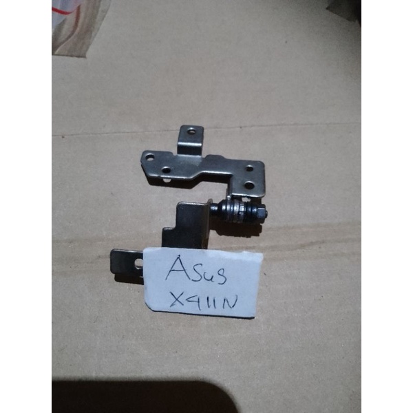 Jual Engsel Hinge Asus X441N X441 series hanya kanan | Shopee Indonesia