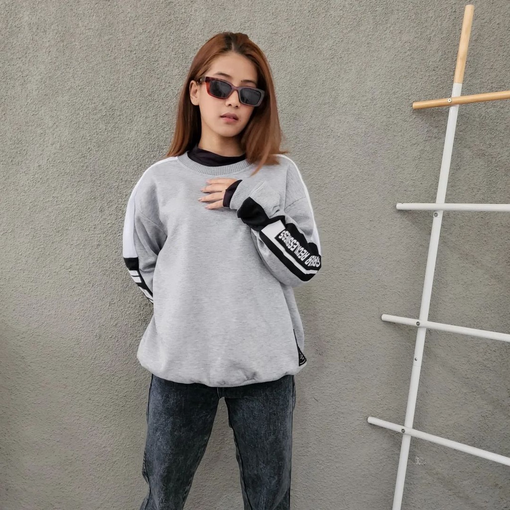 Jual Sweater Crewneck Cewek Cowok Unisex | Shopee Indonesia