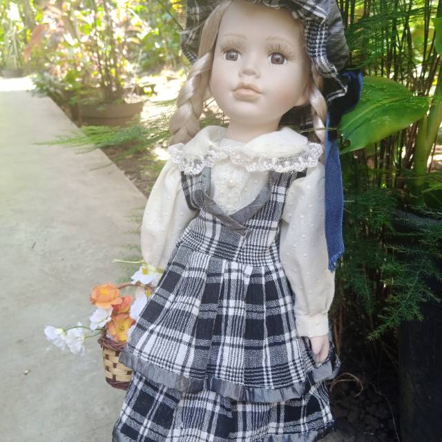 Jual Boneka Porselen 1 / Porcelain Doll 1 | Shopee Indonesia