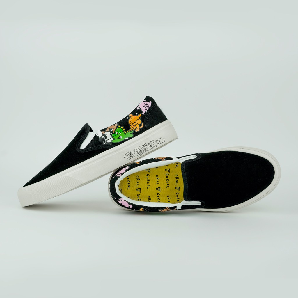 Jual CRSL X GOZEAL Slip On | Shopee Indonesia