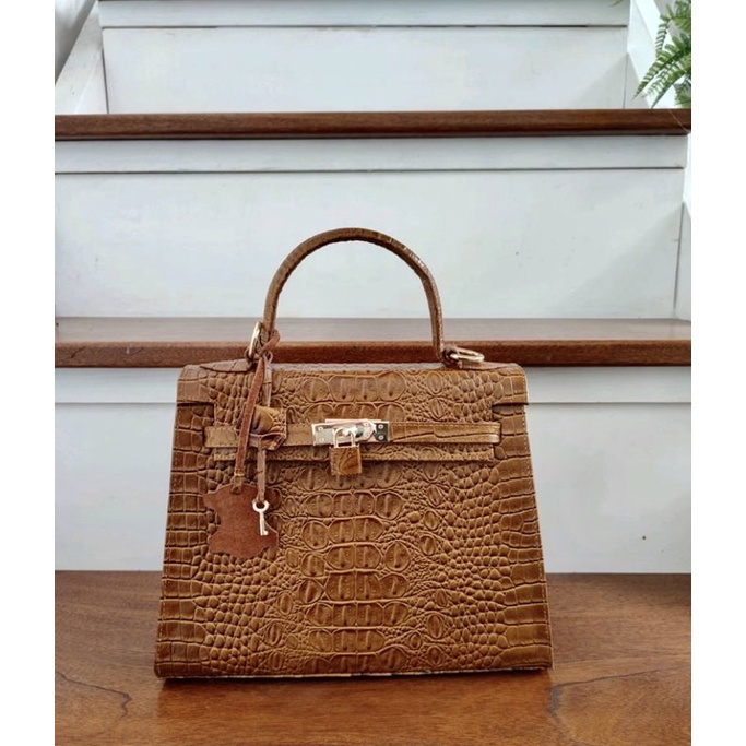 Jual Tas pesanan customer pre order kulit croco sapi asli | Shopee ...