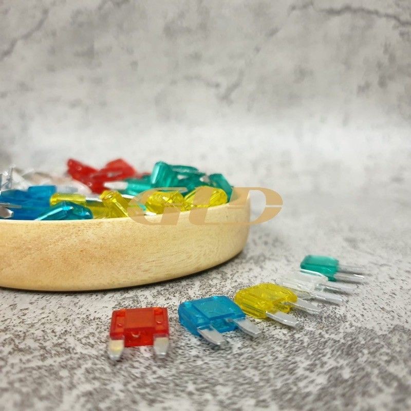 Jual R5 FUSE DX BIG 10A / 15A / 20A / 25A / 30A - SEKRING TUSUK TANCAP ...